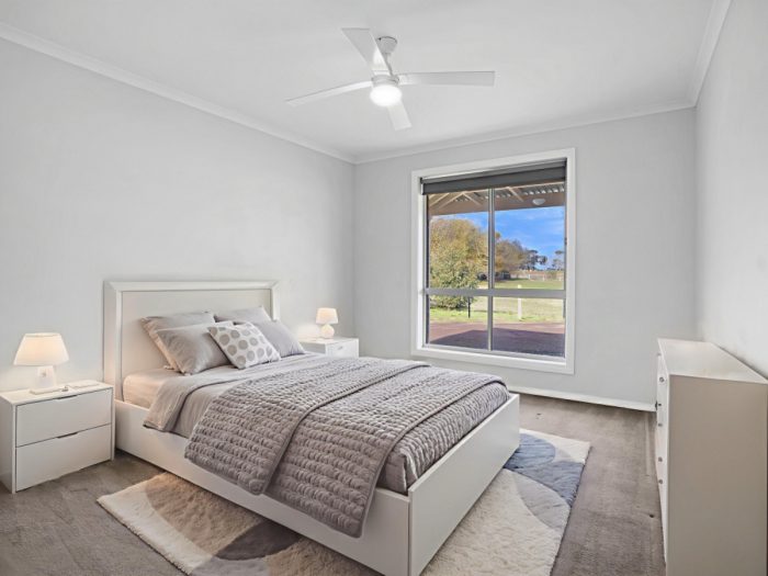 64 Pioneer St, Hamilton VIC 3300, Australia - Property Real Estate in ...